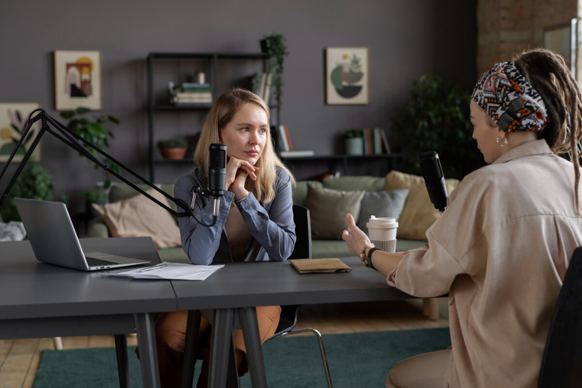 Entenda por que os podcasts fazem tanto sucesso